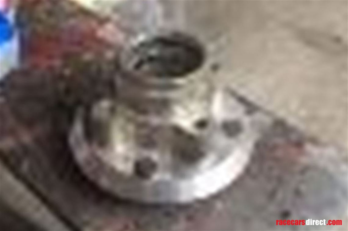 Racecarsdirect.com - Alloy Front hubs.