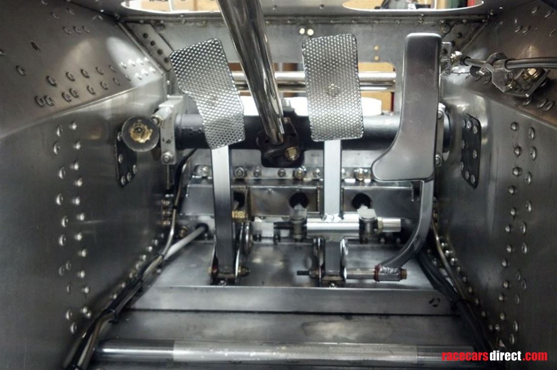 Racecarsdirect.com - MARCH 76B - Exceptional 100%