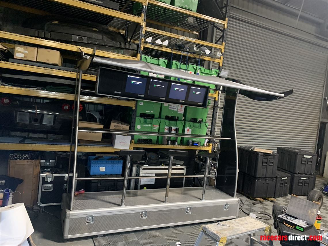 Racecarsdirect.com - Caseliner Pit Perch