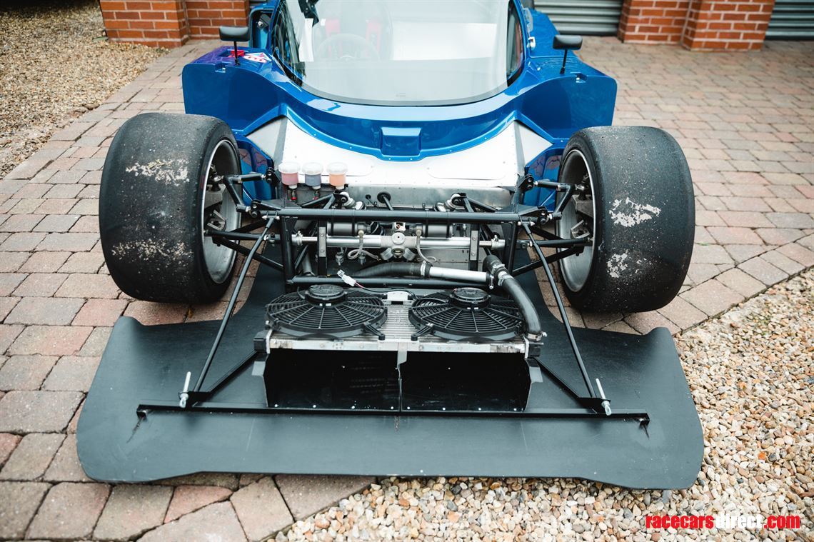 Racecarsdirect.com - Stealth B6 Head turning looks with stunning ...