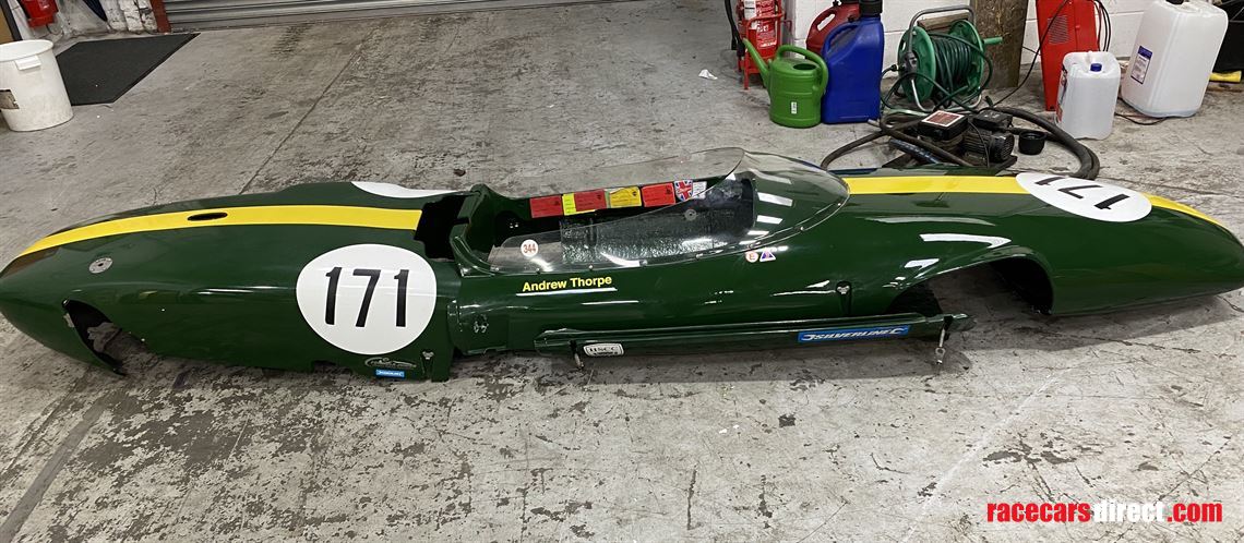 Racecarsdirect.com - LOTUS 20 JUNIOR FULL SET BODYWORK & SCREEN