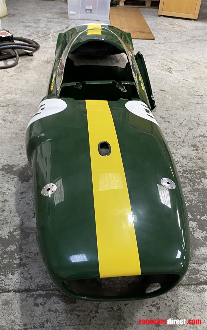 Racecarsdirect.com - LOTUS 20 JUNIOR FULL SET BODYWORK & SCREEN