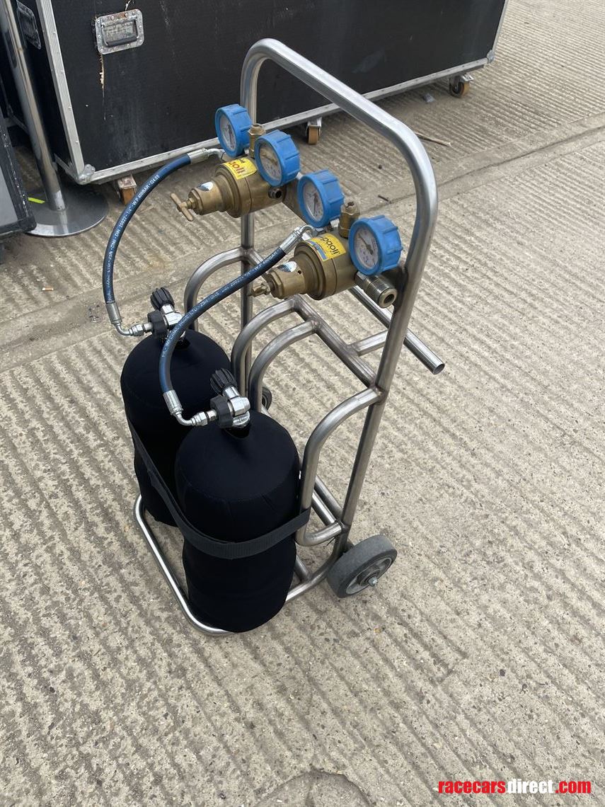 Racecarsdirect.com - Double Dive Bottle Set Up