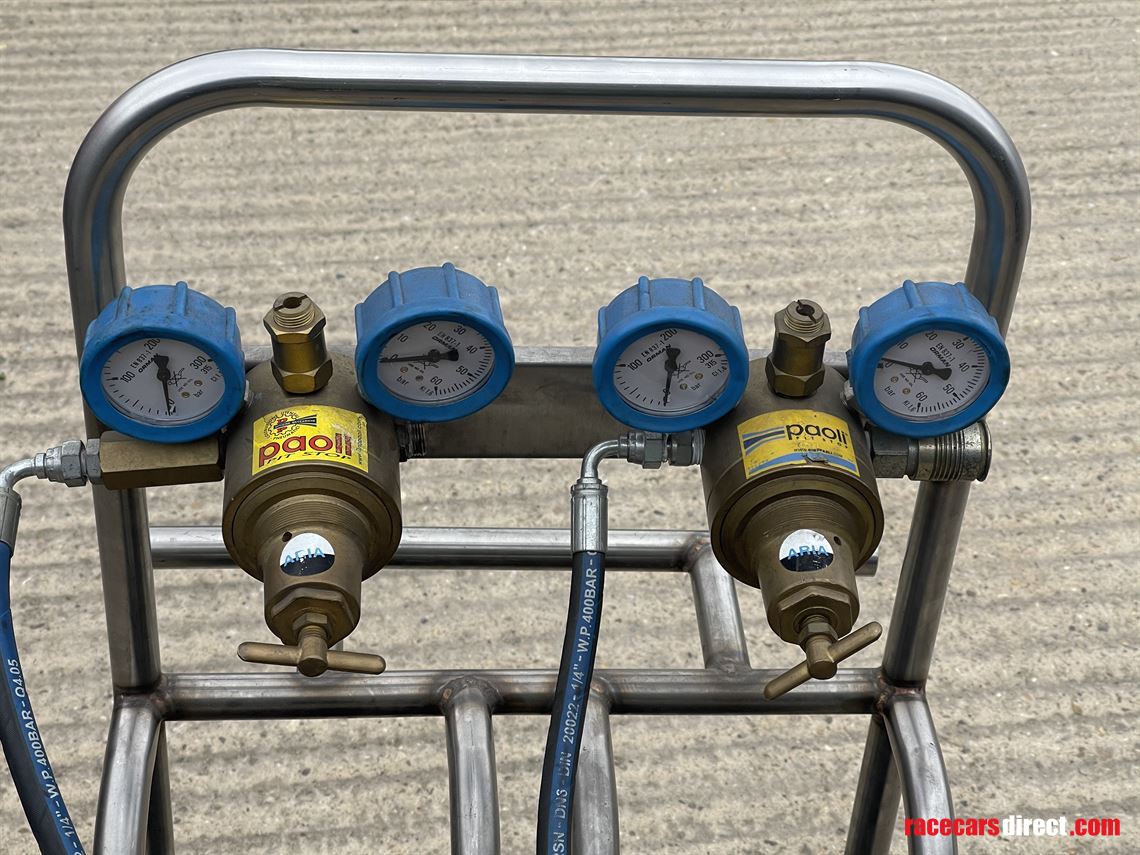 Racecarsdirect.com - Double Dive Bottle Set Up