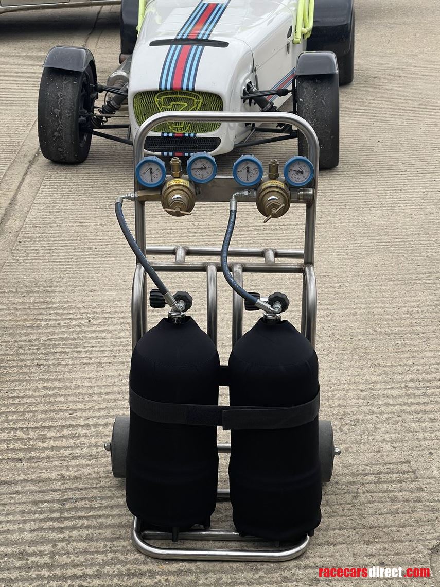 Racecarsdirect.com - Double Dive Bottle Set Up