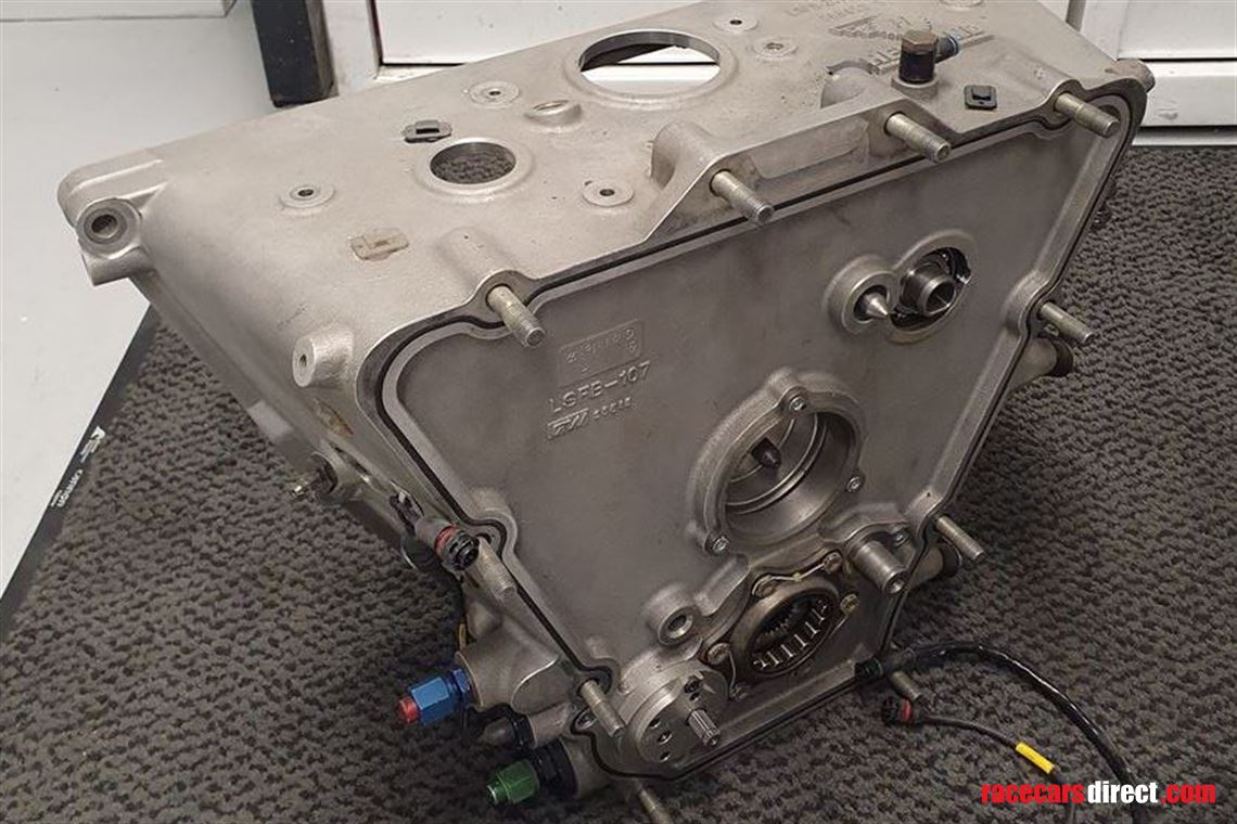 Racecarsdirect.com - Dallara / Hewland GP2-11 Bellhousing