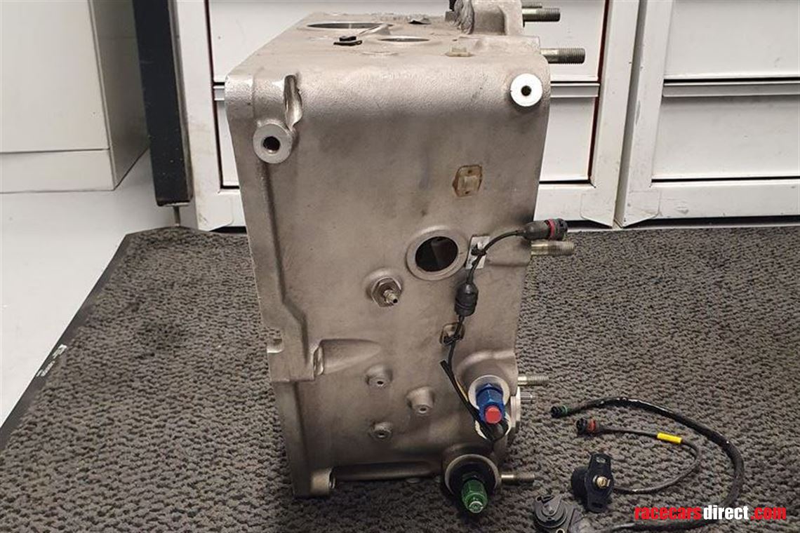 Racecarsdirect.com - Dallara / Hewland GP2-11 Bellhousing