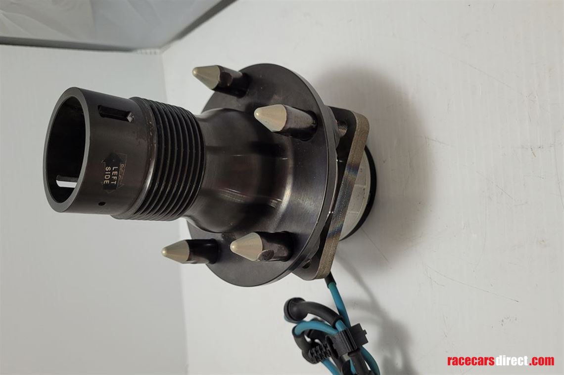 Racecarsdirect.com - SkF Centrelock hub McLaren MP4