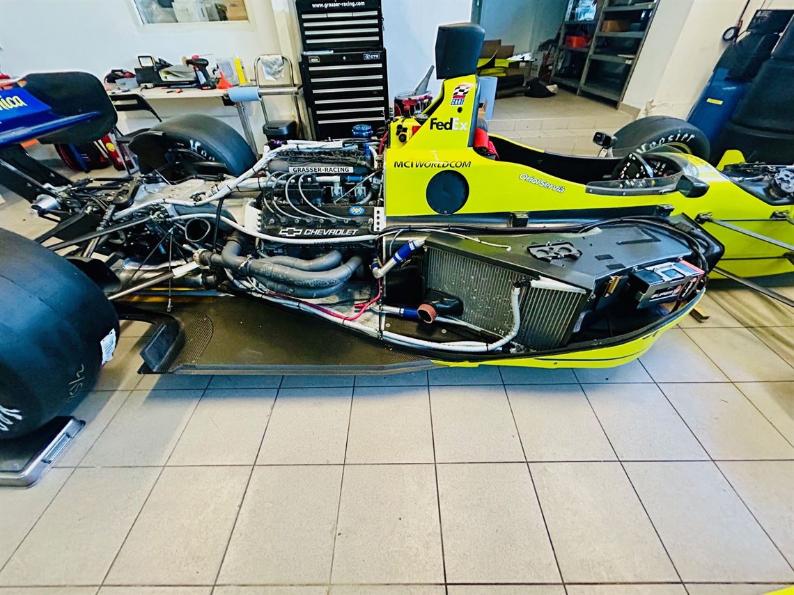 Racecarsdirect.com - ChampCar Reynard 2KI 2000 Ilmor 265 Turbo