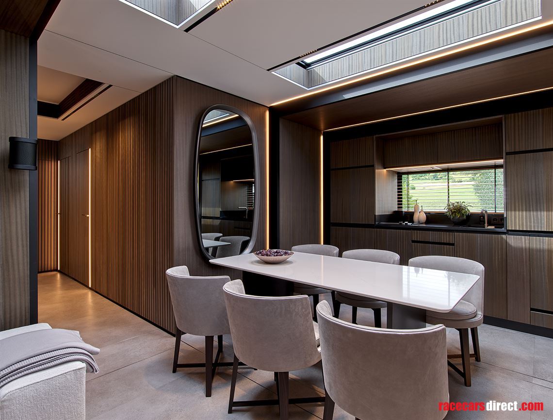 Racecarsdirect.com - SCHULER MOTORHOME DRIVER SUITE SDS 100