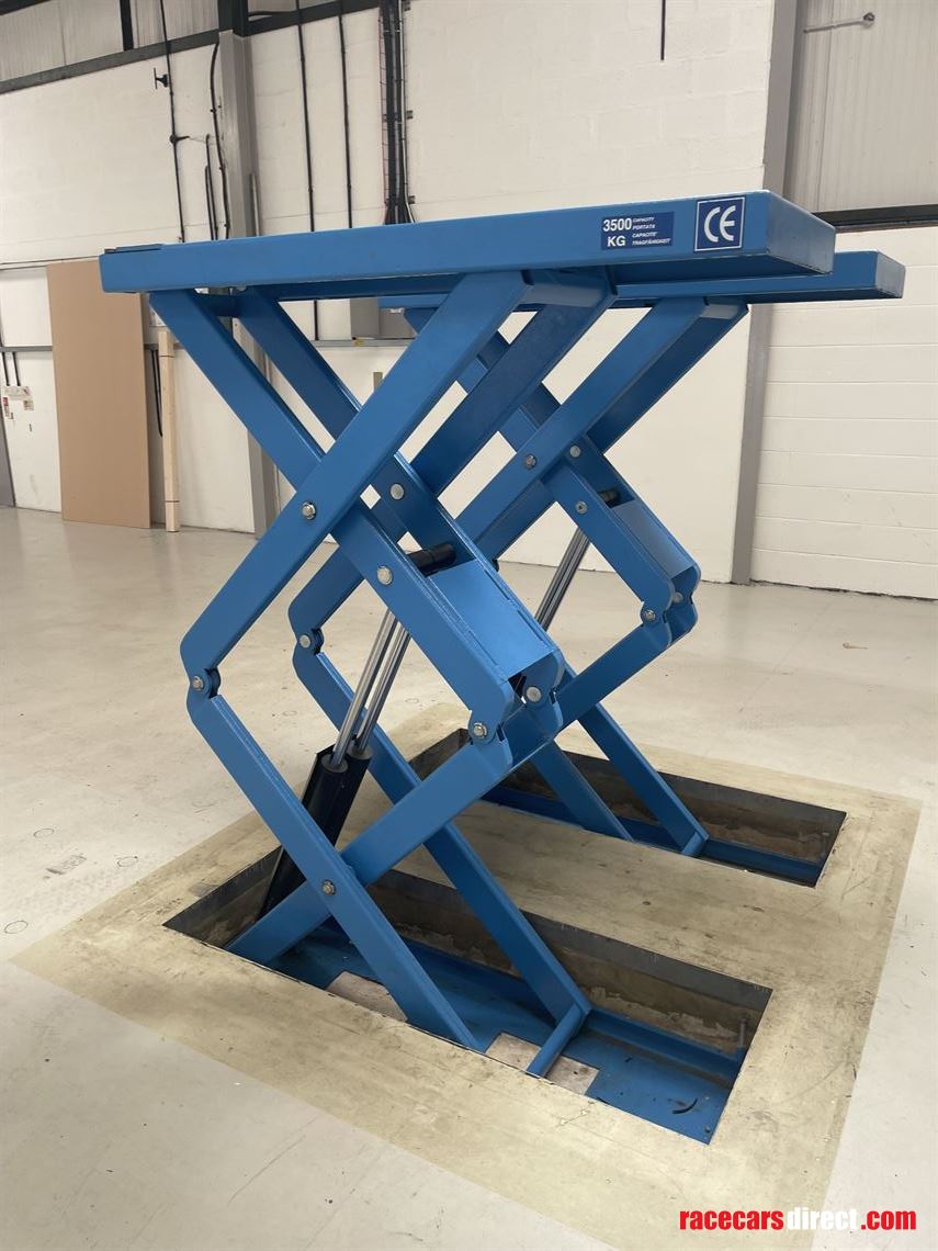 Racecarsdirect.com - x3 Hydraulic Scissor Lift / Ramp’s