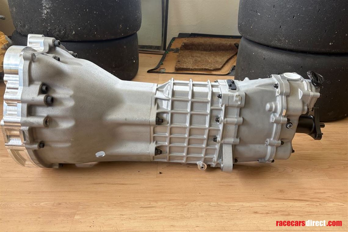 Racecarsdirect.com - Holinger 6 spd Sequential - NEW