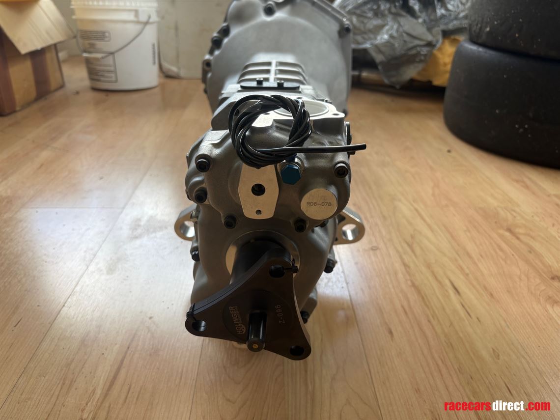 Racecarsdirect.com - Holinger 6 spd Sequential - NEW