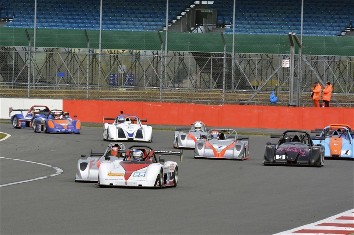 Racecarsdirect.com - Radical PR6 1340cc