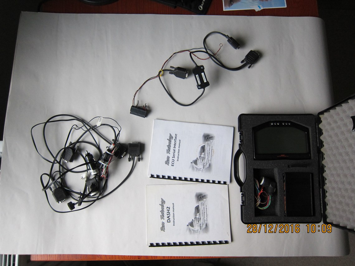 Racecarsdirect.com - Racetechnology DL1 and DASH2