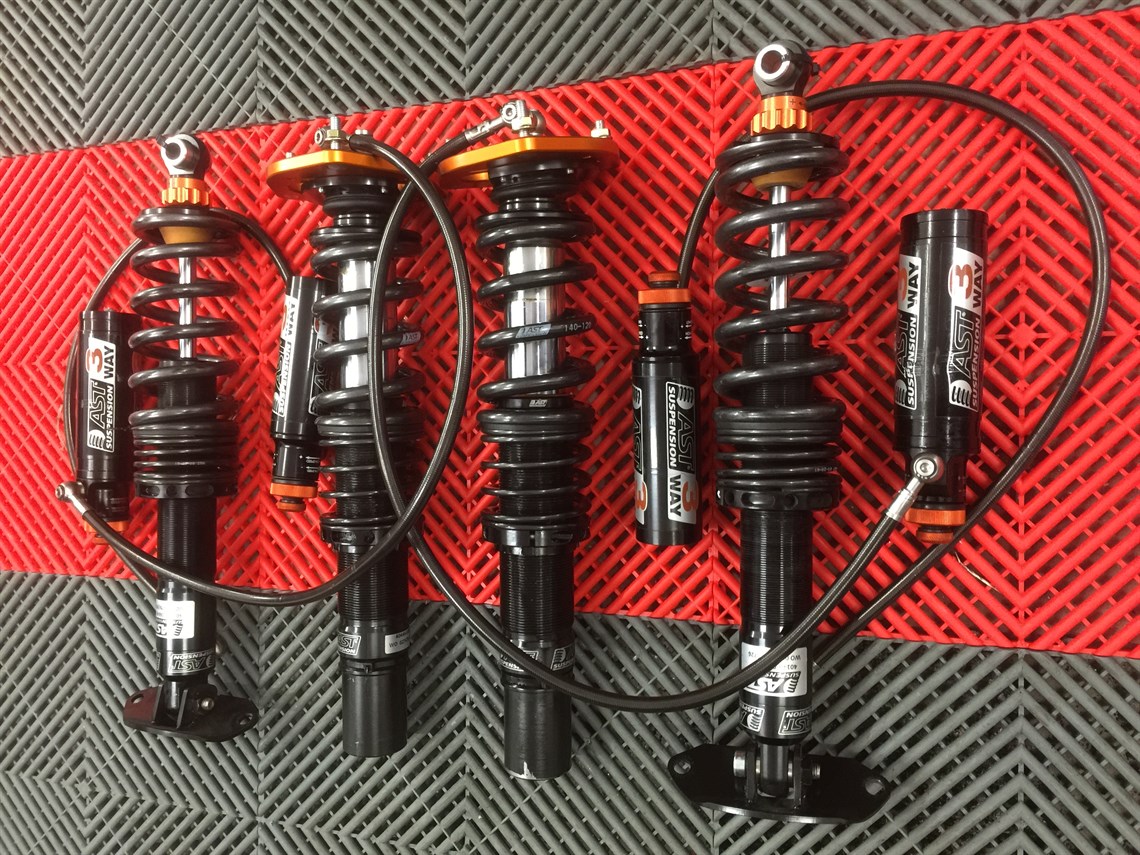 Racecarsdirect.com - AST Competition 3-Way dampers