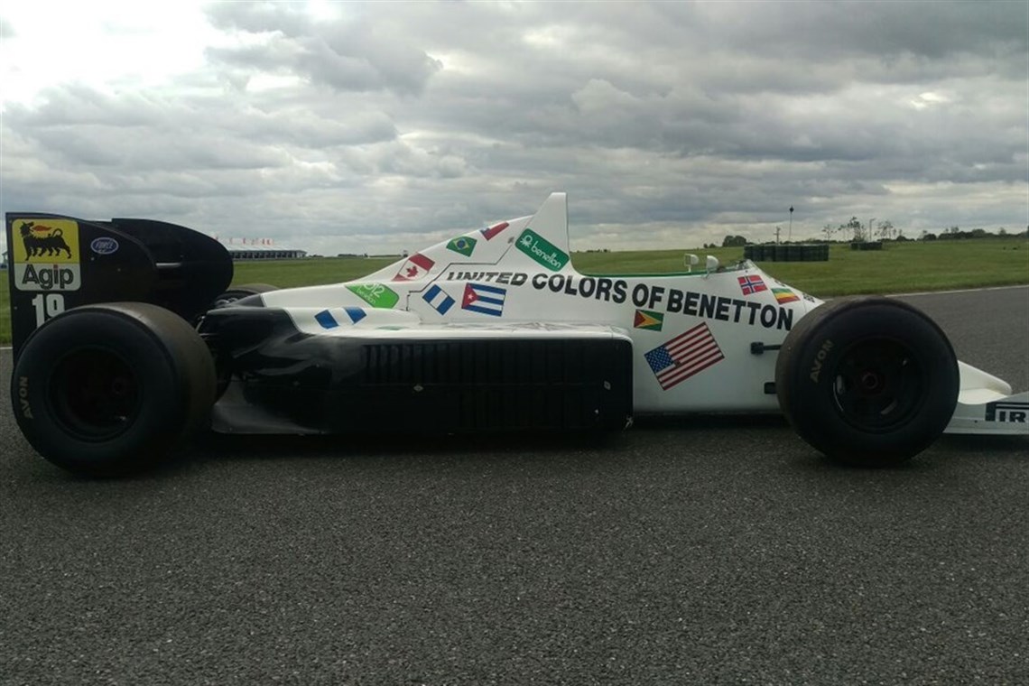 Racecarsdirect.com - BMW 2002 Ti Racecar